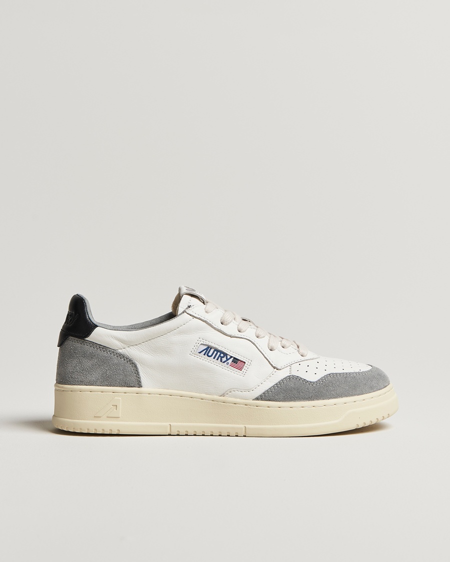 Sneakers at CareOfCarl.com