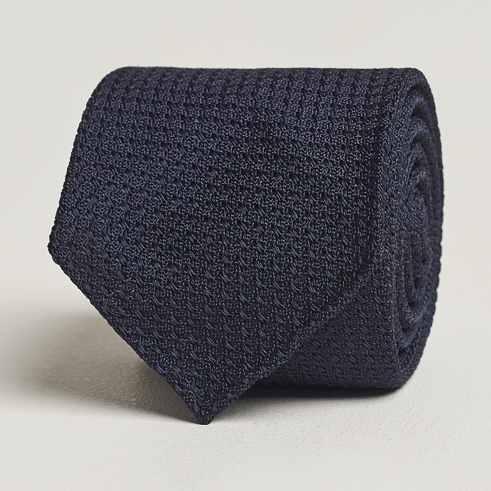 Drake'sLarge Knot Handrolled Grenadine Silk TieNavy at CareOfCarl.com