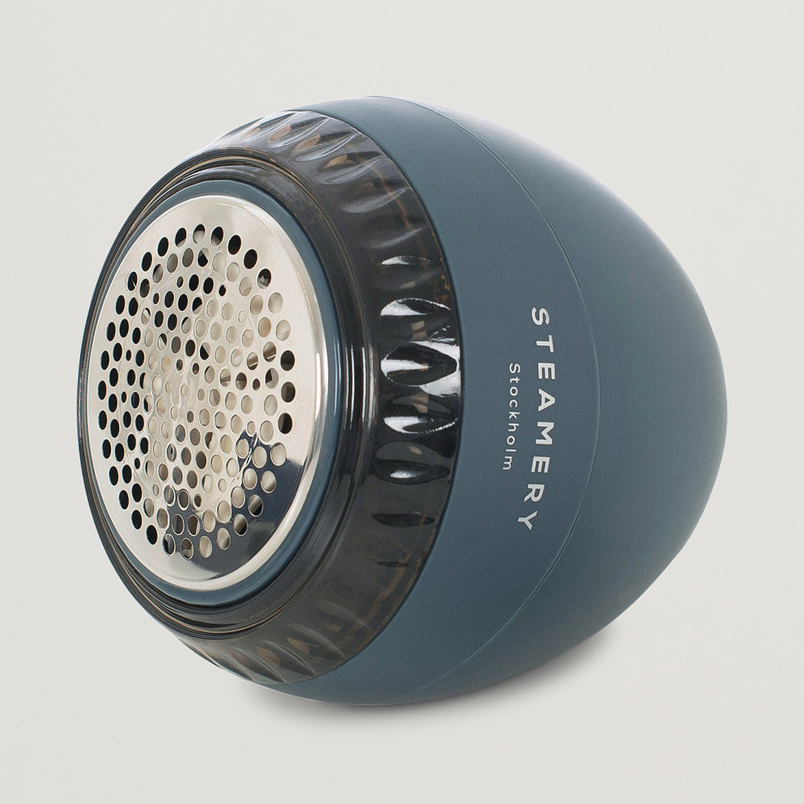 Steamery Pilo Fabric Shaver Blue at CareOfCarl.com