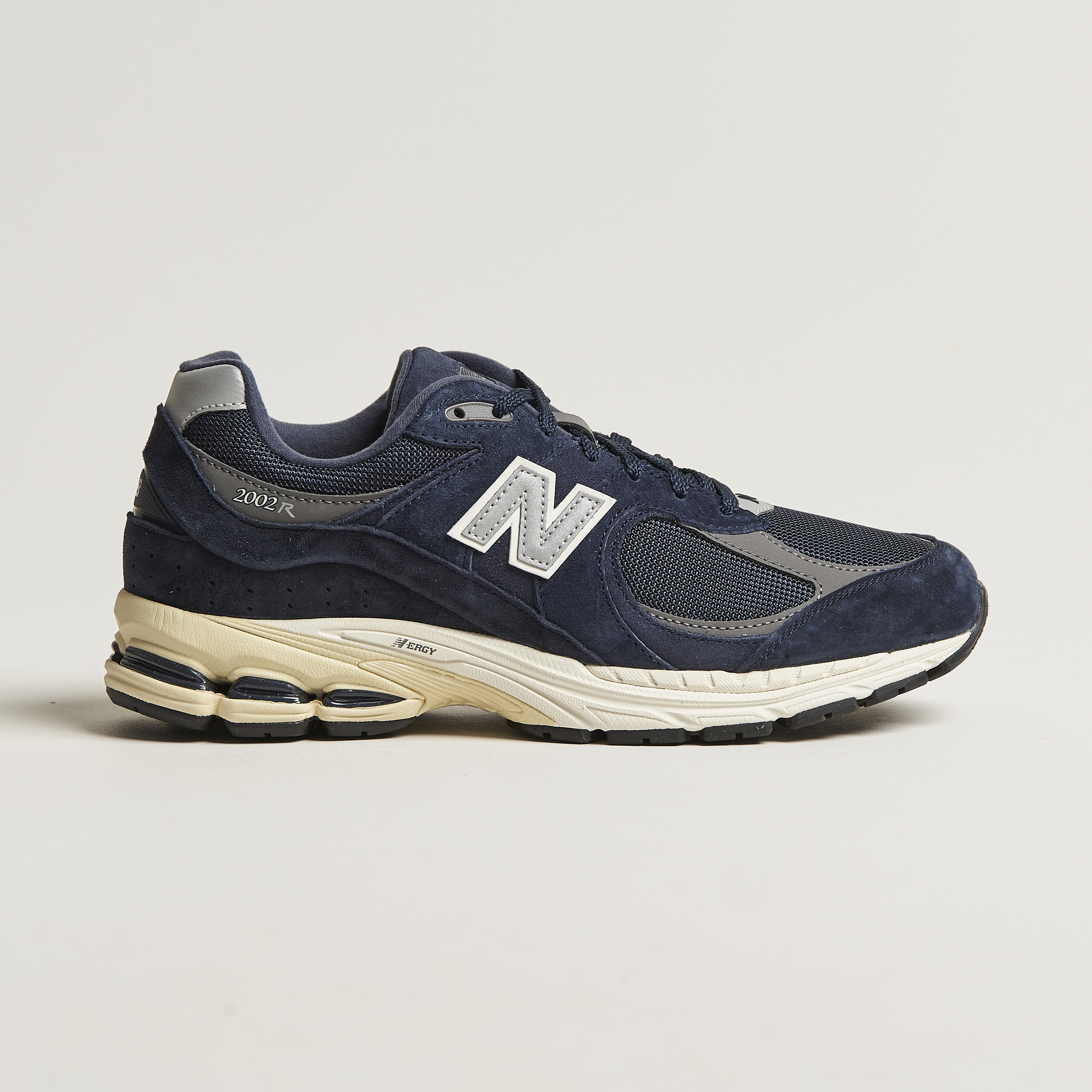 New Balance 2002R Sneakers Eclipse at CareOfCarl.com