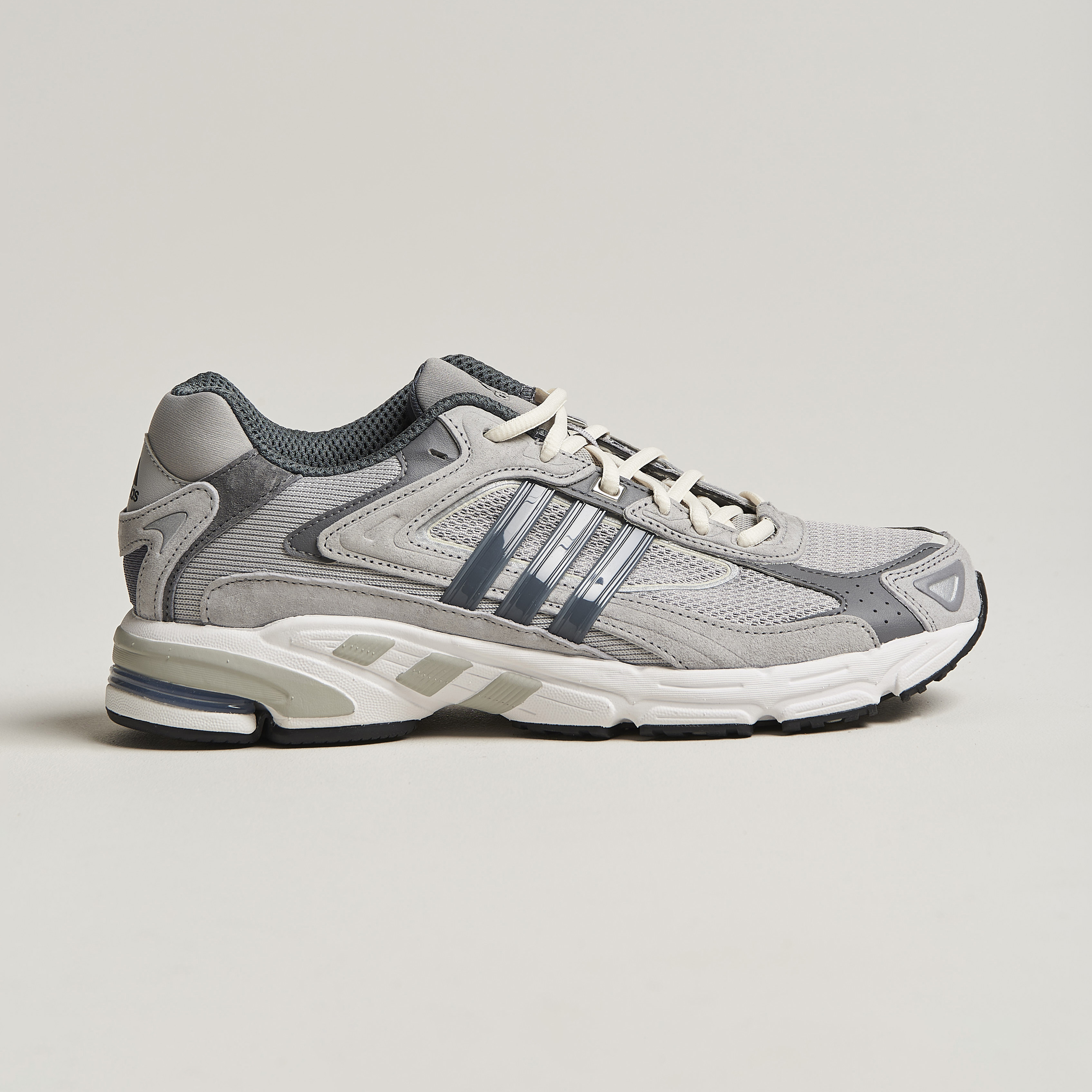 adidas Originals Response Cl Sneaker Grey at CareOfCarl.com