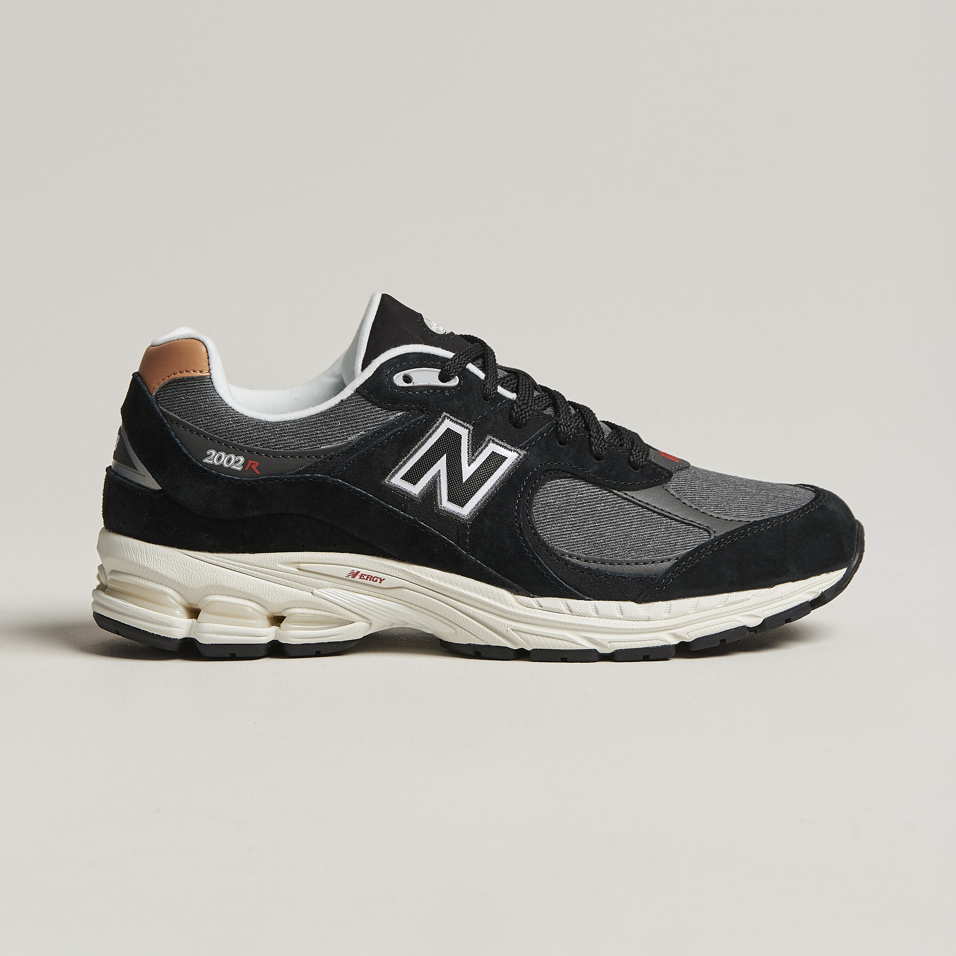 New Balance 2002R Sneakers Black at CareOfCarl.com