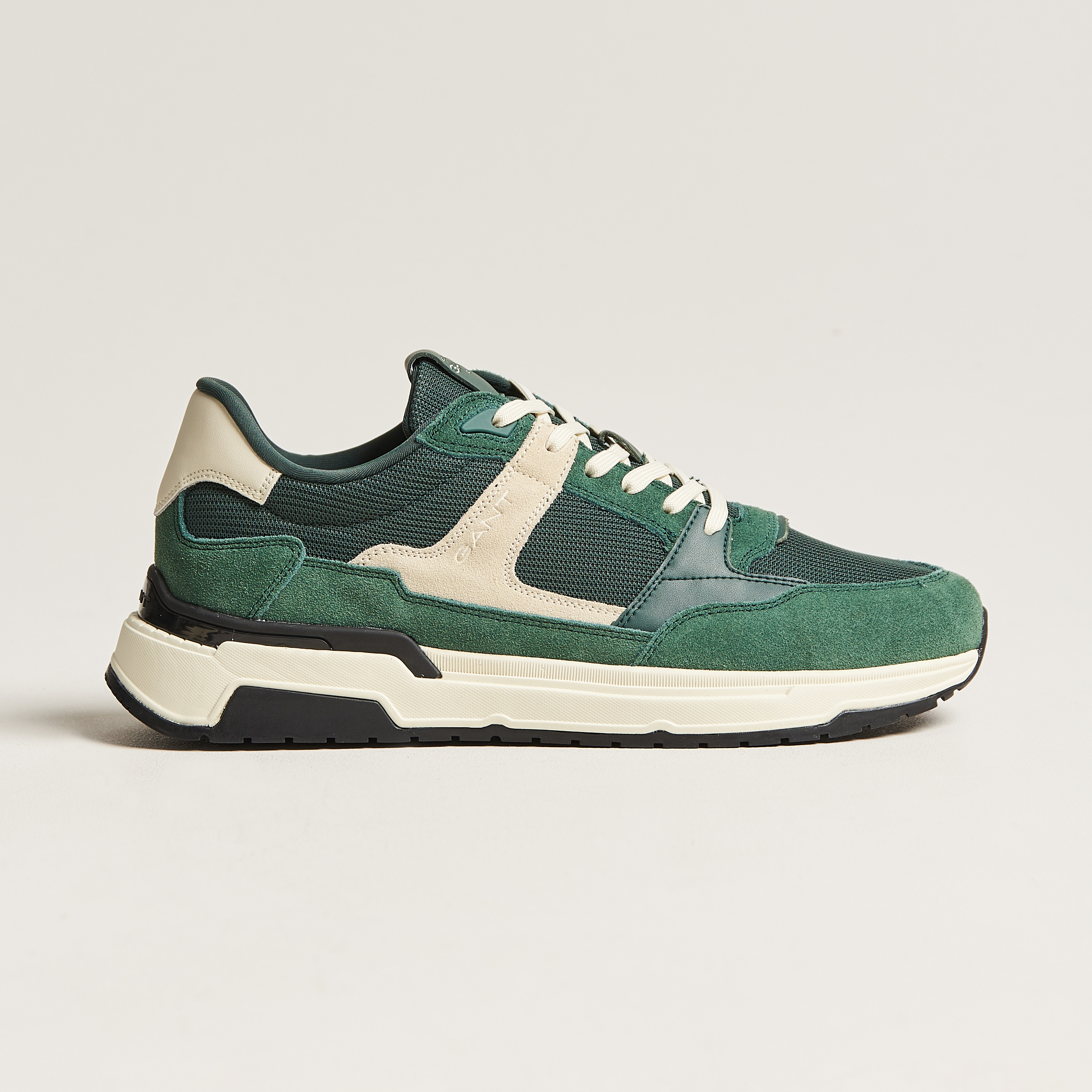 GANT Jeuton Running Sneaker Tartan Green at CareOfCarl.com