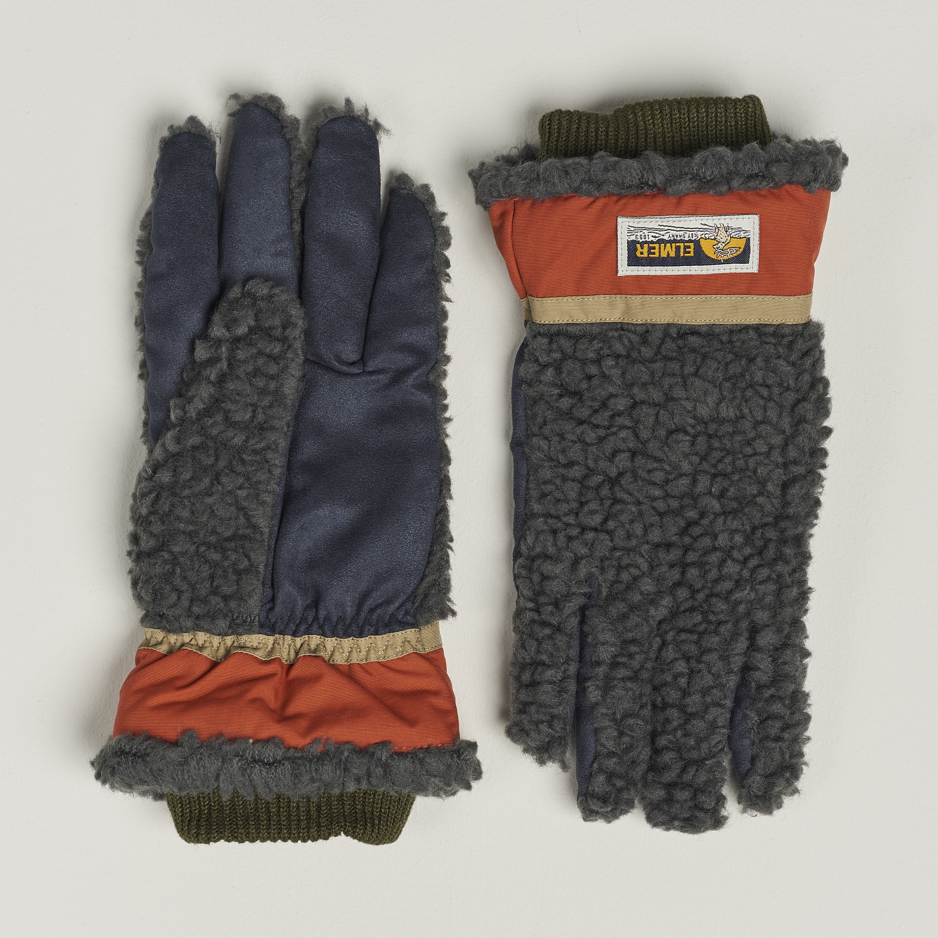 Elmer by Swany Sota Wool Teddy Gloves Khaki at CareOfCarl.com