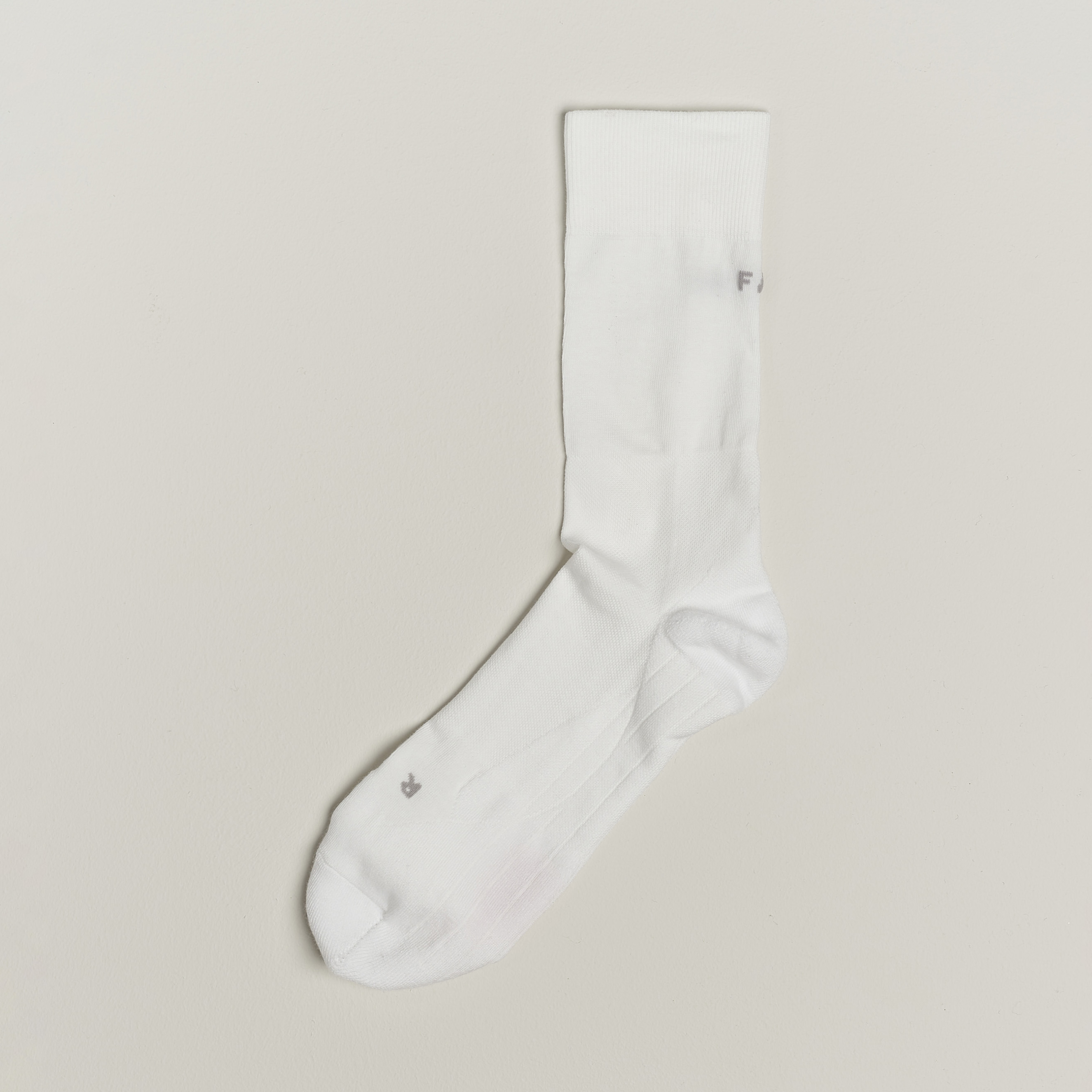 Falke GO2 Golf Socks White at CareOfCarl.com