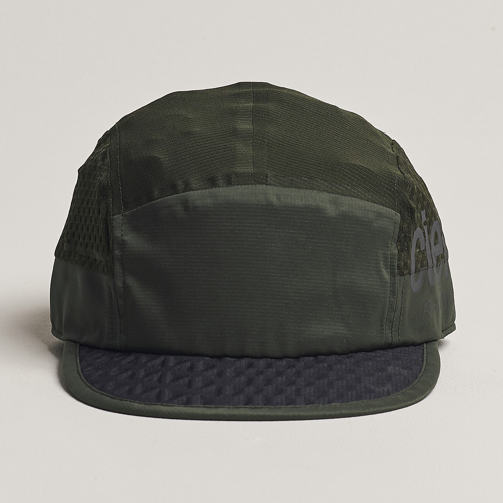 Ciele GOCap Elite Running Cap Raven at CareOfCarl.com