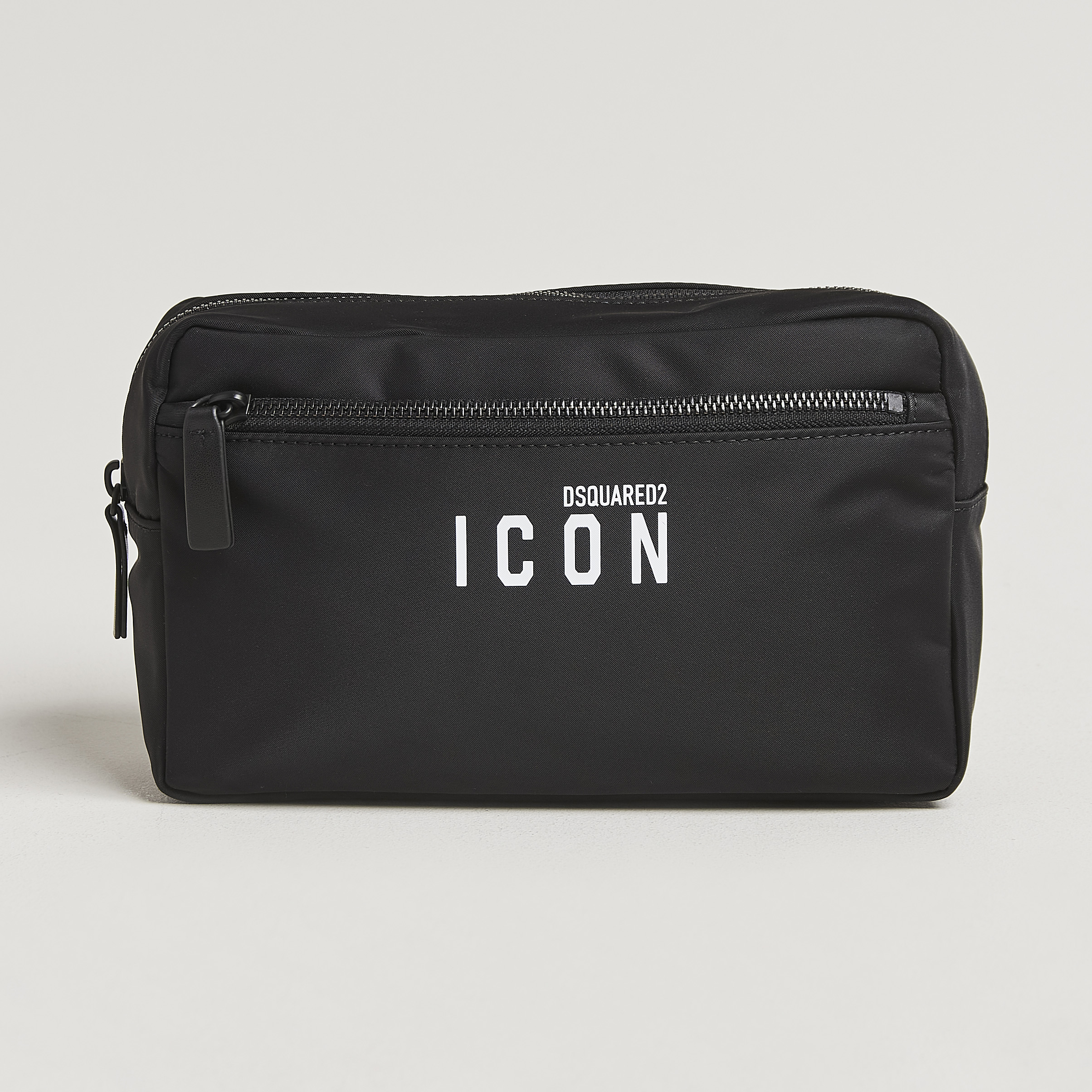 Dsquared2 Icon Washbag Black at CareOfCarl.com