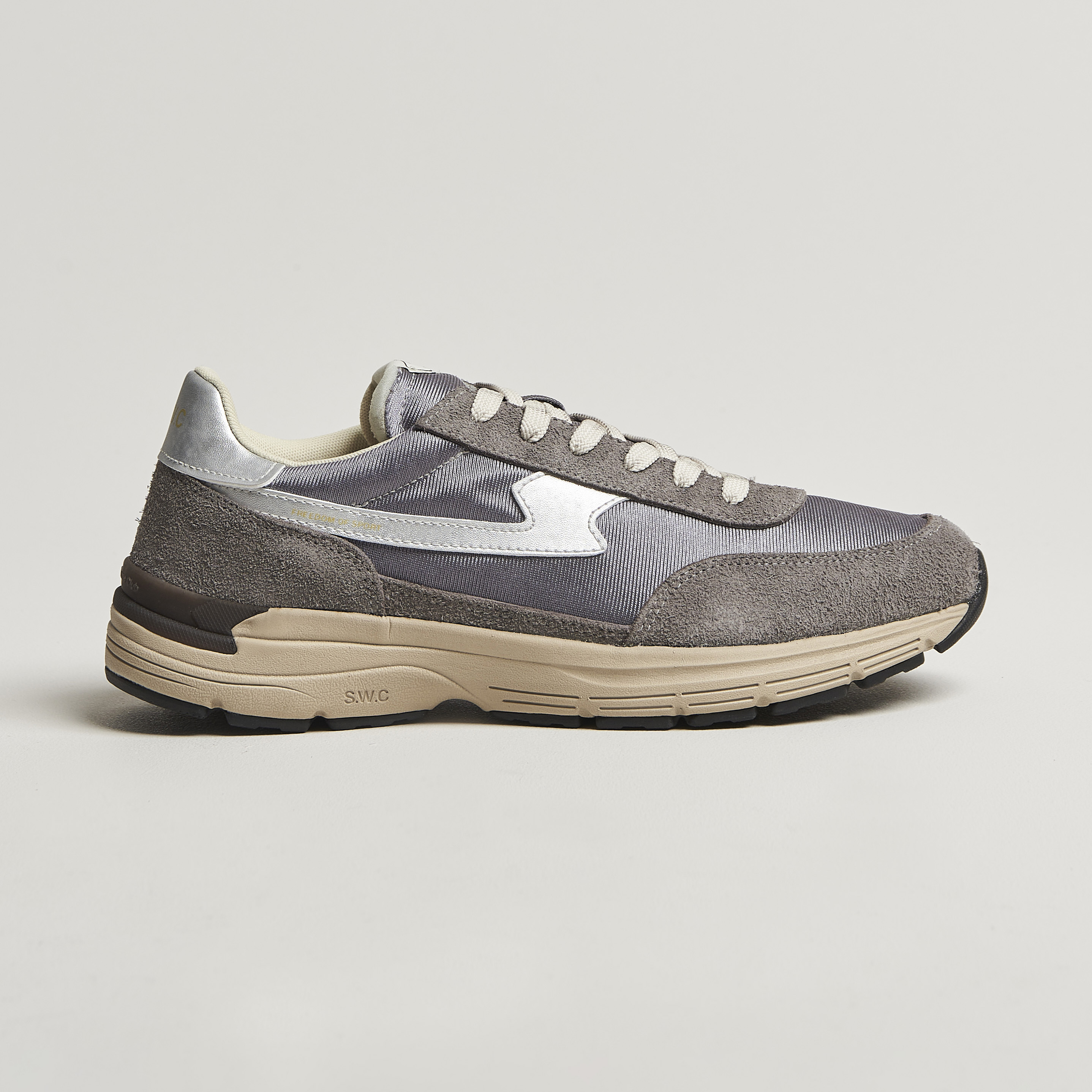 Stepney Workers Club Osier S-Strike Runner Sneaker Dark Silver at CareOfCar