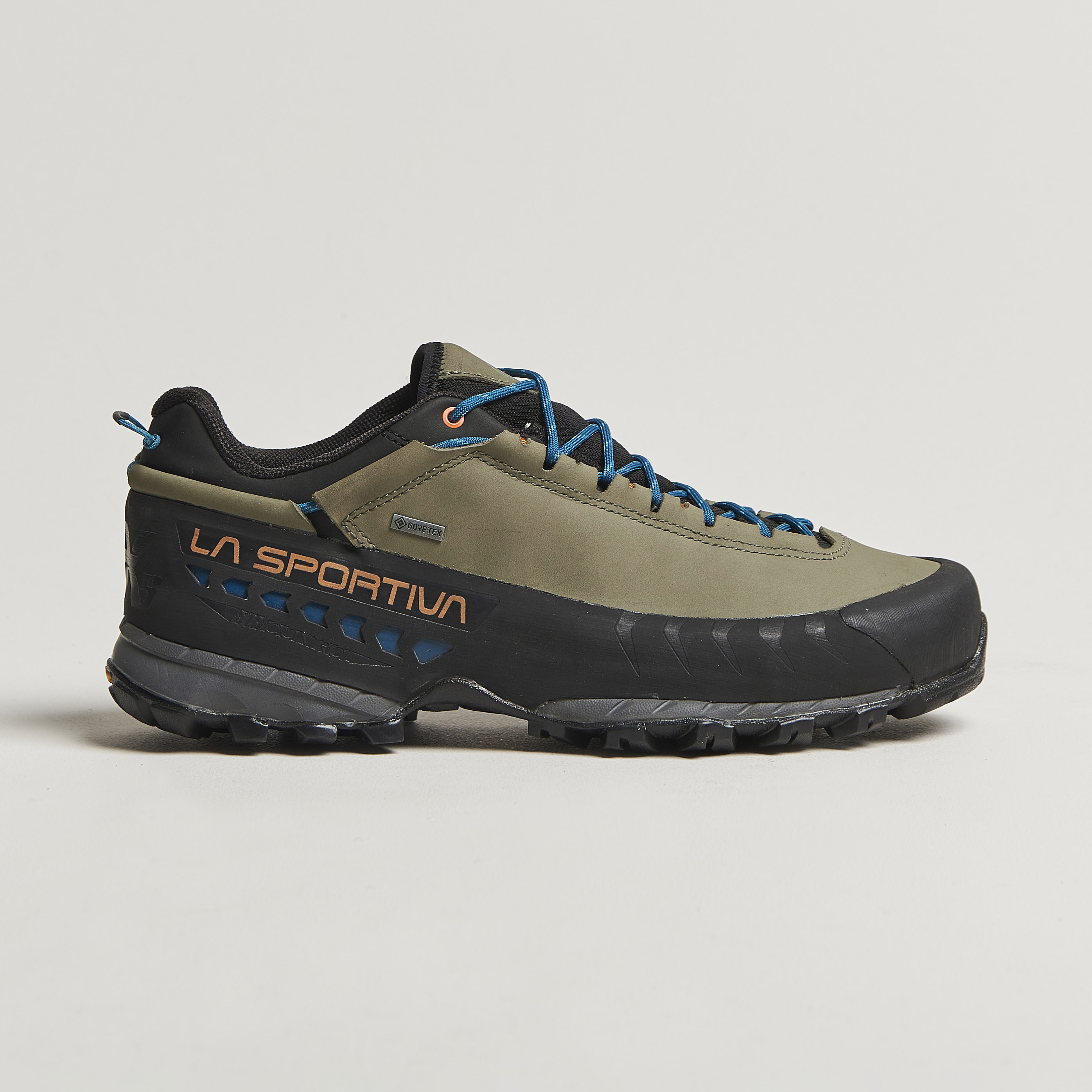 La Sportiva TX5 GTX Hiking Shoes Clay/Maple at CareOfCarl.com