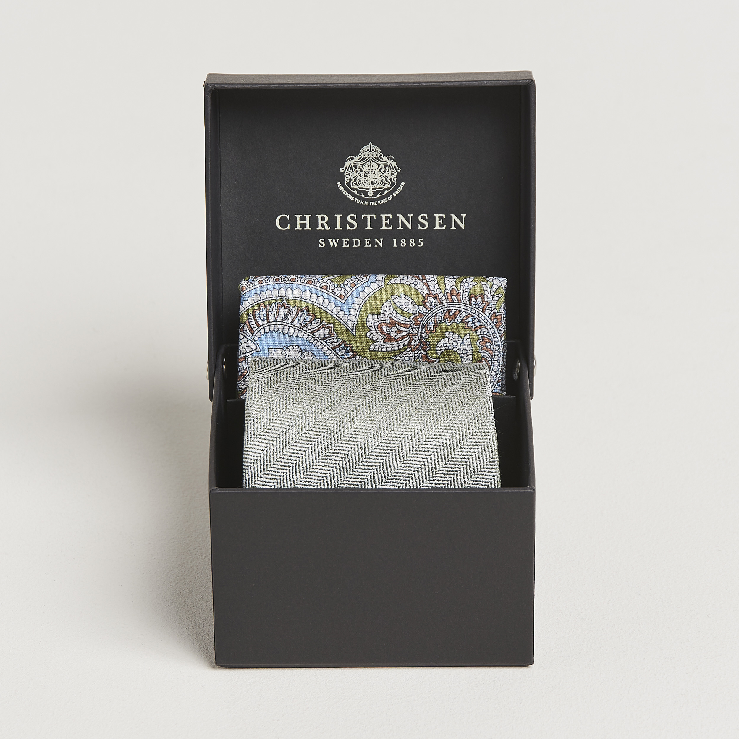 Amanda Christensen Box Set Printed Silk 8cm Tie With Pocket Square Green at