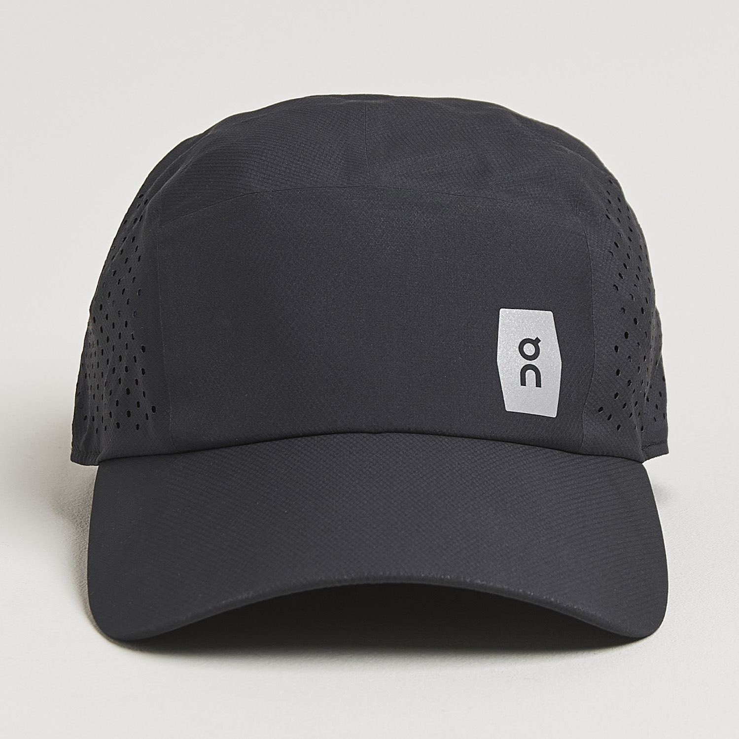 On Lightweight Cap Black at CareOfCarl.com