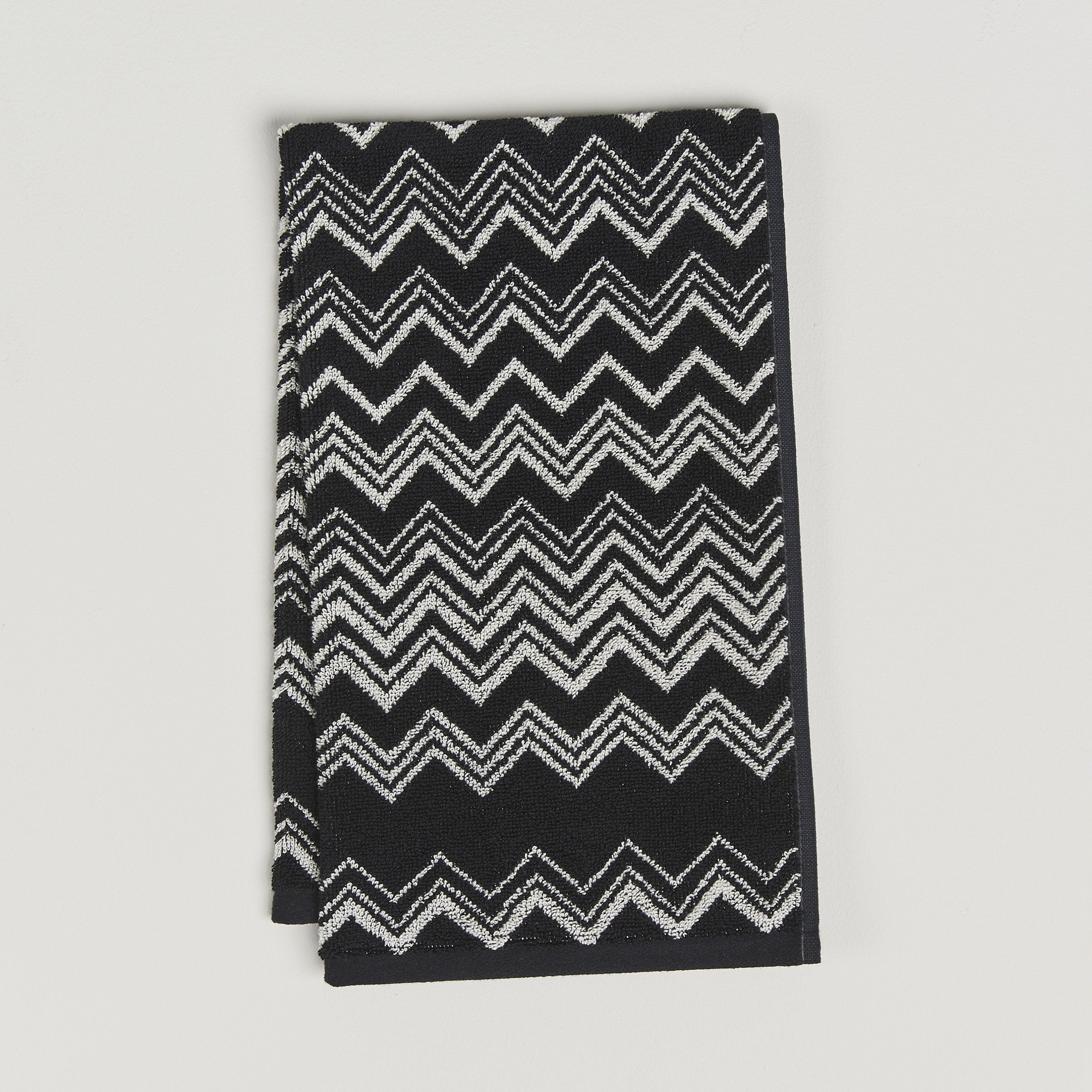 Missoni Home Keith Hand Towel 70x40cm Black/White at CareOfCarl.com