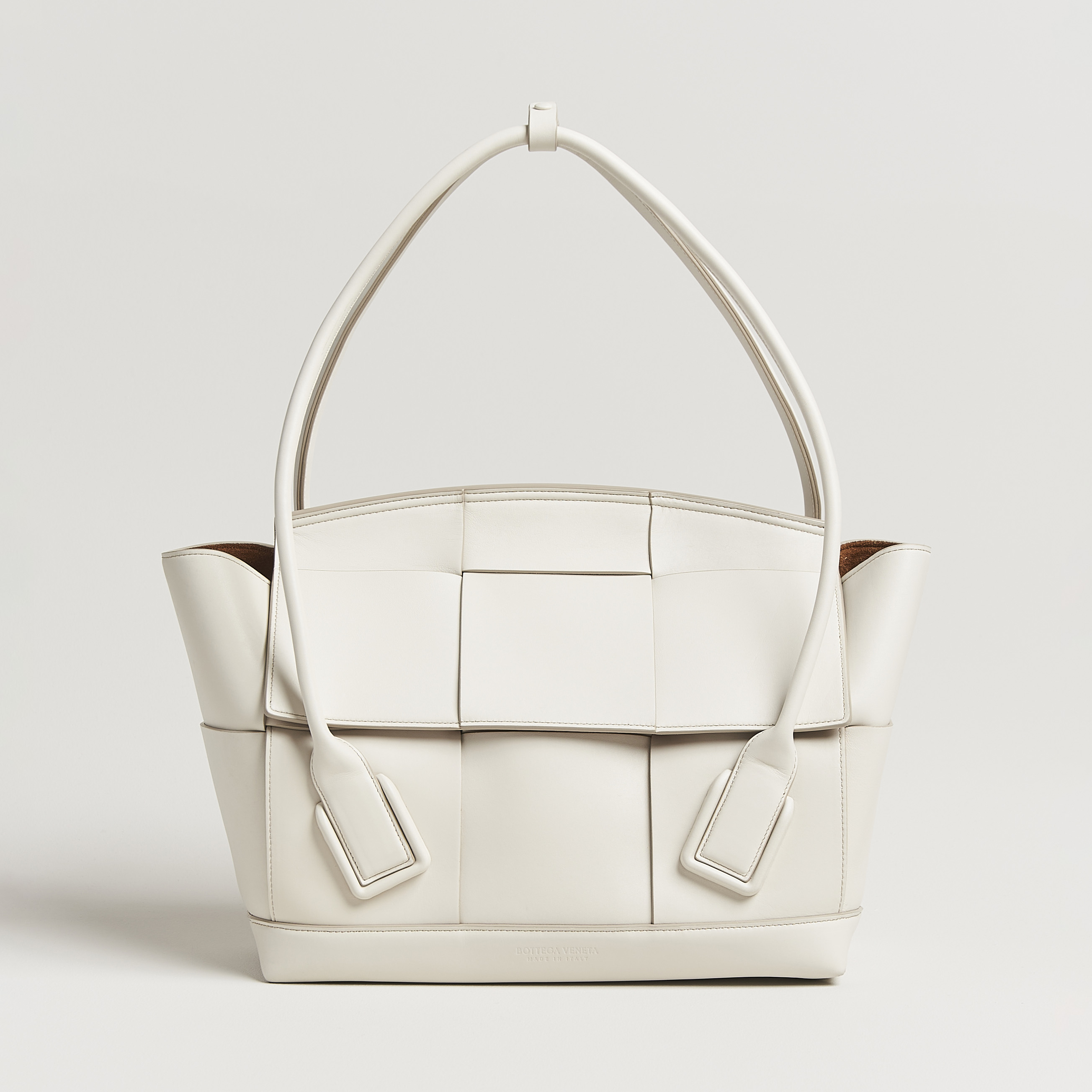 Bottega Veneta Pre-Owned Intrecciato Arco Small White at CareOfCarl.com