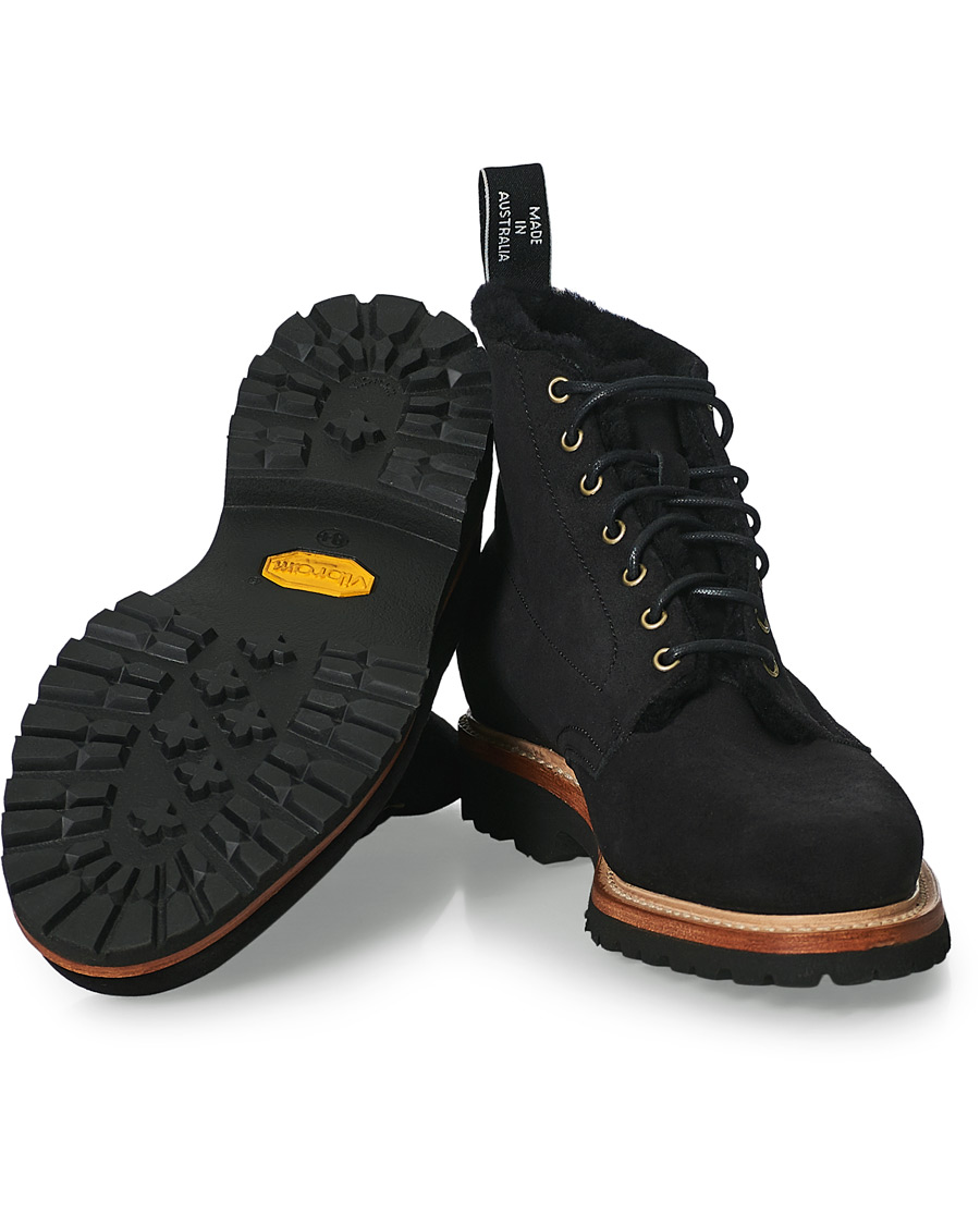R.M.Williams Urban Rickaby Shearling Boot Nero Suede at CareOfCarl.com