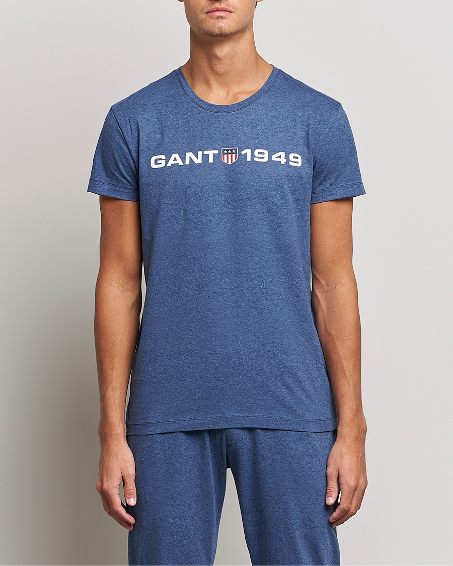 GANT Retro Shield Crew Neck T-Shirt Marine Melange at CareOfCarl.com