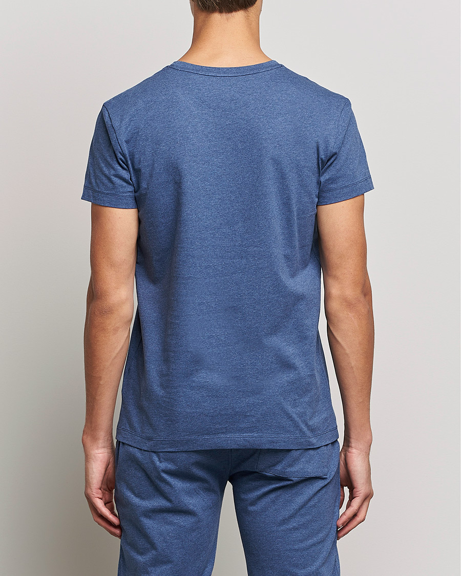 GANT Retro Shield Crew Neck T-Shirt Marine Melange at CareOfCarl.com