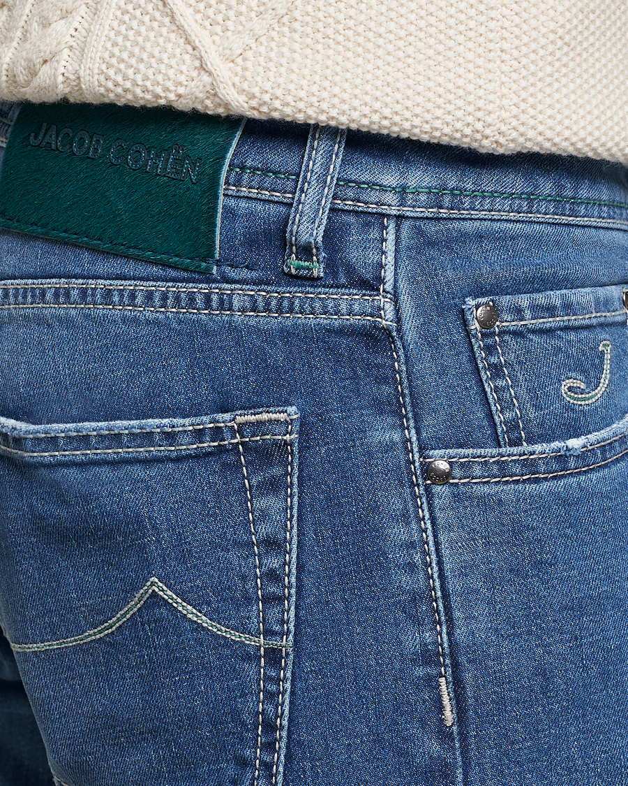 Jacob Cohën Nick Slim Fit Stretch Jeans Mid Light Blue at CareOfCarl.com