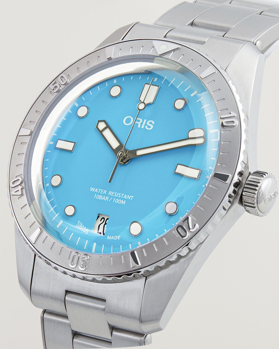 Oris Divers Sixty-Five 38,5mm Cotton Candy Light Green at CareOfCarl.com
