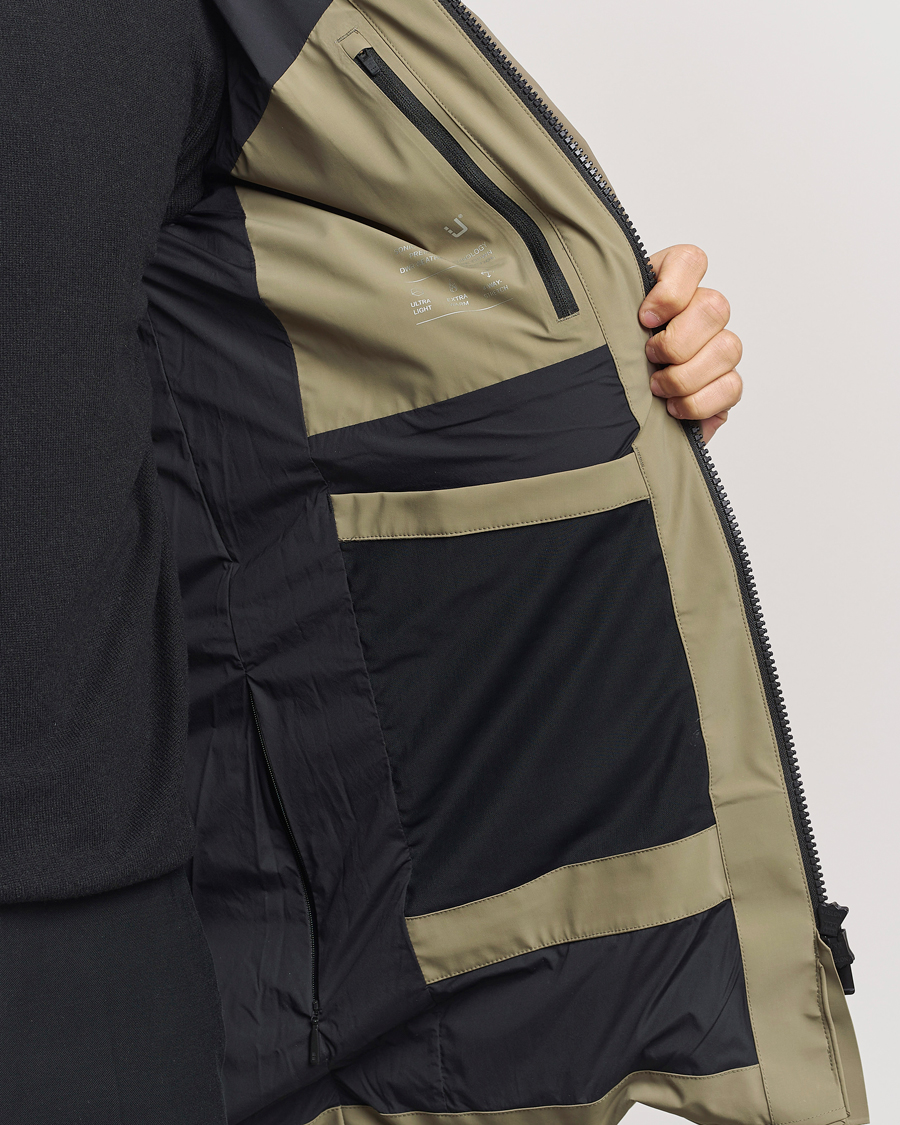 UBR Titan Lightweight Parka Sand at CareOfCarl.com